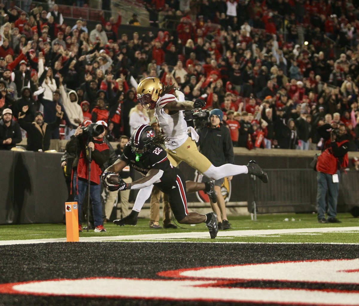 GALLERY: Louisville football wins its second straight against Boston ...